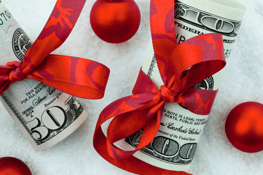 30 Fun & Creative Money Gift Ideas For All Occasions - Davinas Finance ...