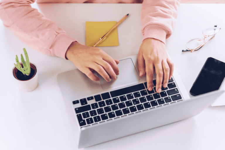 10 Best Online Typing Jobs for Beginners To Earn Extra Money - Davinas ...
